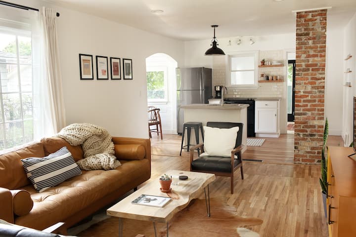 In The Heart Of Cda | The Midtown Cottage - Coeur d'Alene, ID