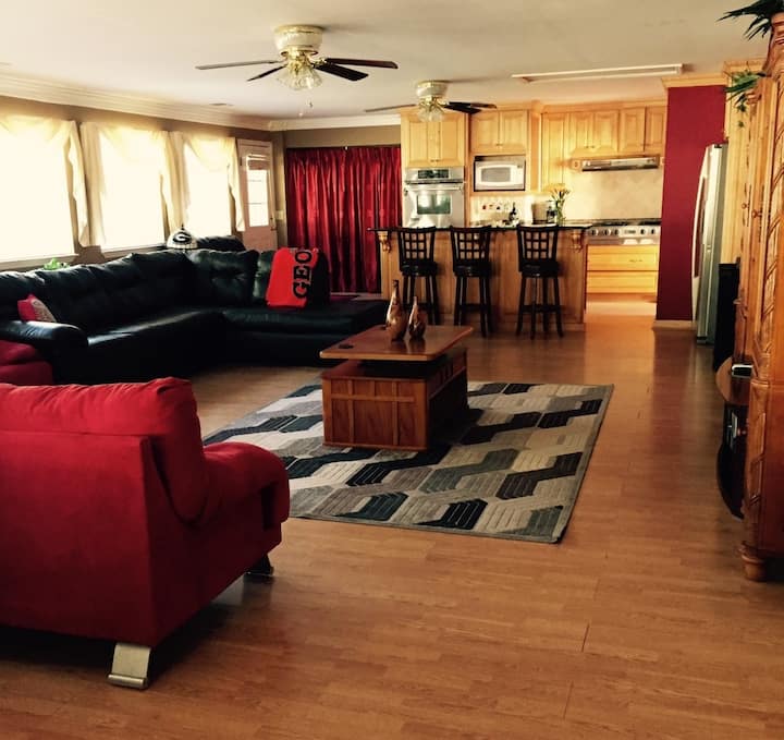 Spacious Private Home Addition In Athens, Ga - Athens, GA