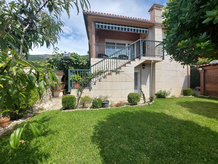 Casa Vista Al Mar En Navidad: Luces De Vigo - Galicia