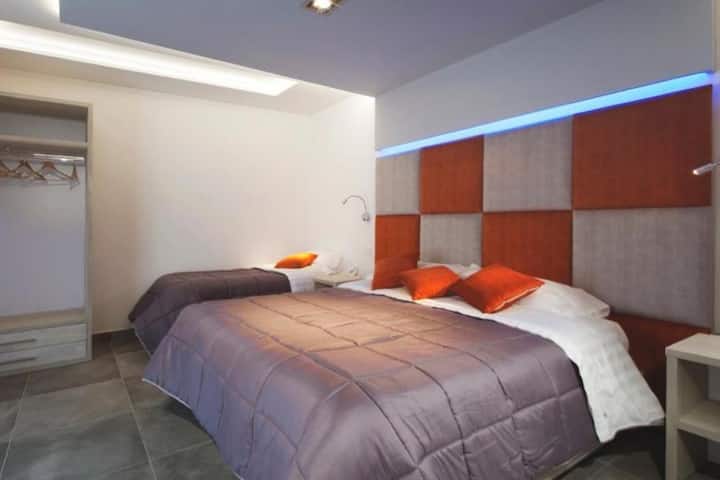 Orange Suites - Family Room - Sorrento, Italy