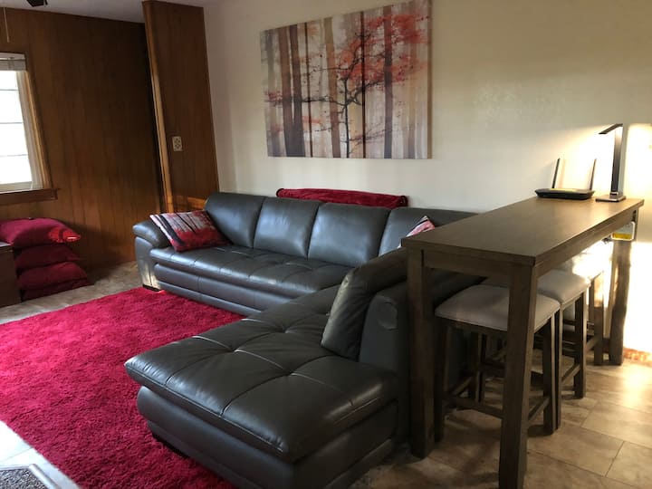 Pet Friendly Snuggle Rock Cabin, Private W/deck - Shaver Lake, CA