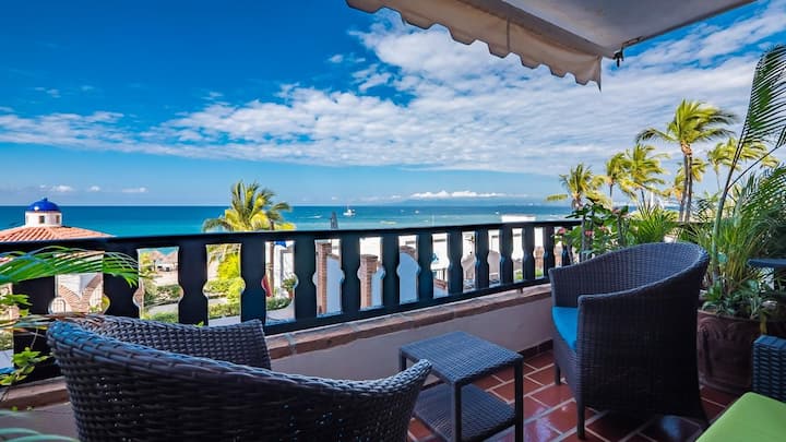 Oceanside View, Cozy And Convenient - Puerto Vallarta