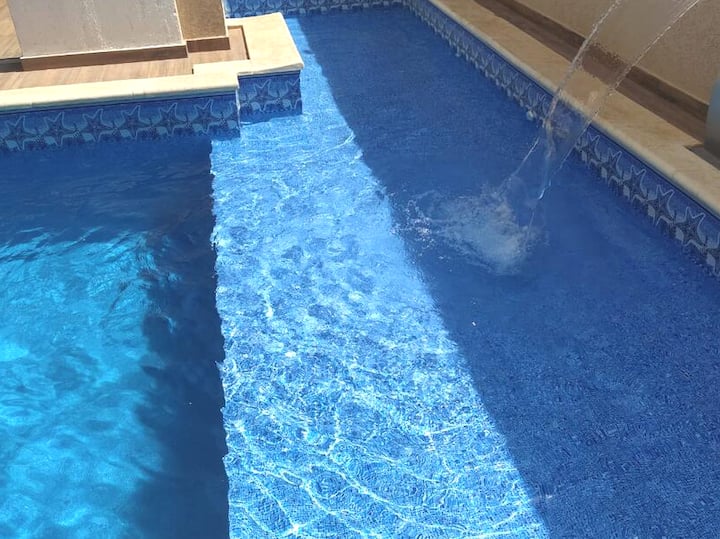 Flat Confortável E Encantador Com Piscina. - Olímpia