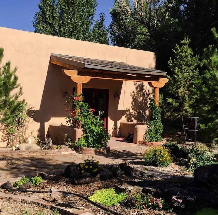 Simple Elegance In Taos - Taos, NM