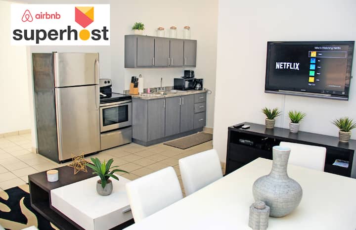 La Placita, Best Location And Value, Sleeps 11 - San Juan