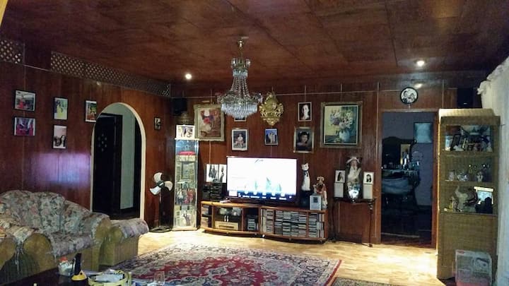 Room For 4 ,Price 650 Php Person, No Breakfast - Puerto Galera