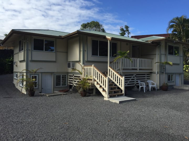 Aaron's Beach House Private 3 Bedroom 2 Bath A/c - Hilo