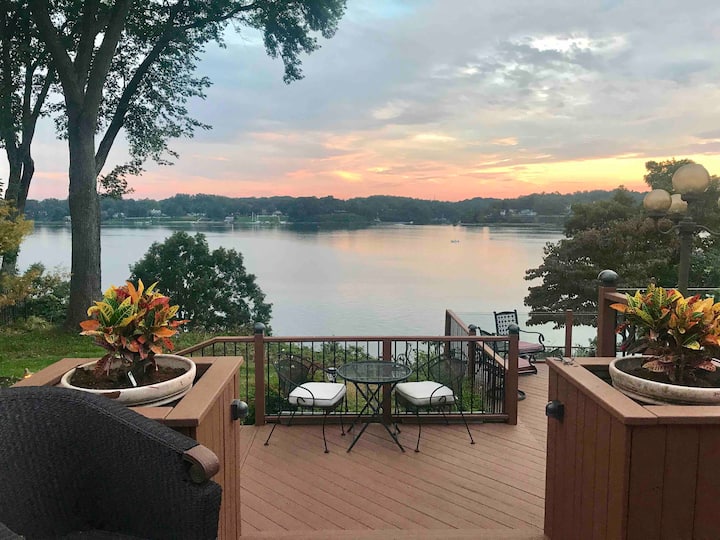 Lovely & Spacious Severn River Waterfront - Annapolis, MD