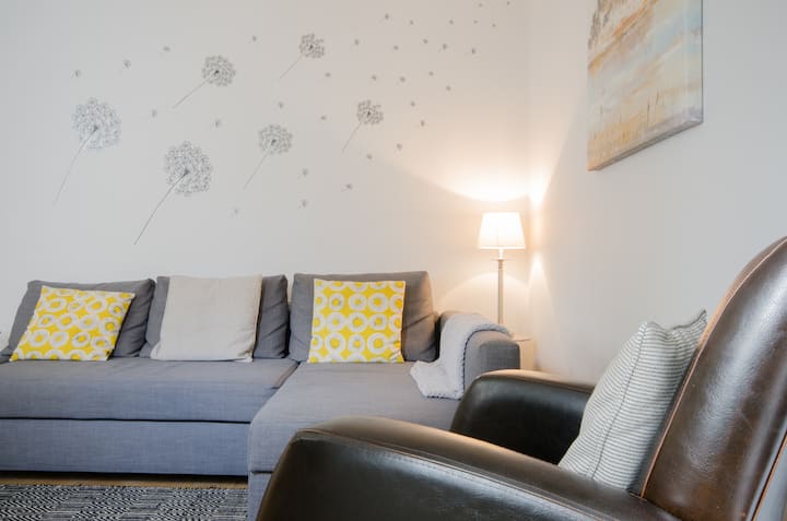 Spacious, Near The Sea, Free Parking - Hove