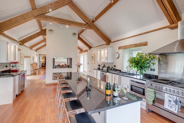 Coombe Farm For 6 Guests On The Calancombe Estate - Ivybridge