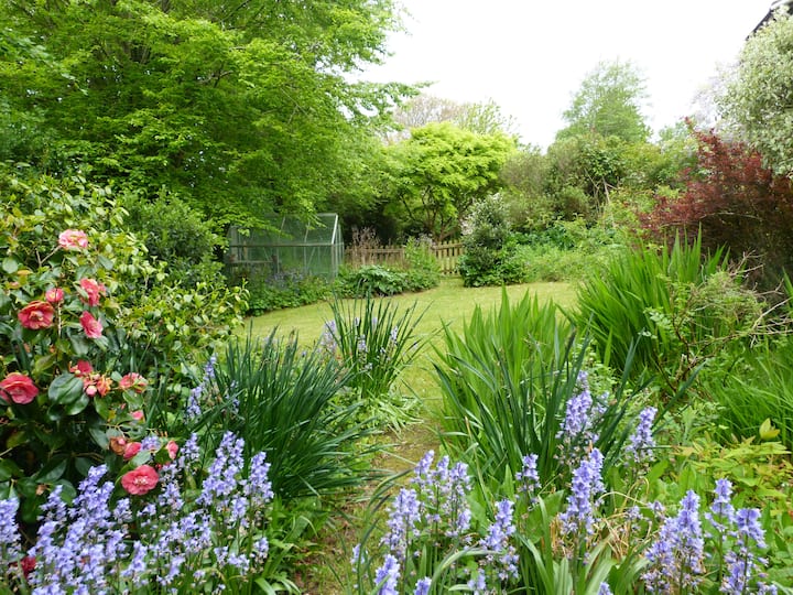 Millbrook, Set In Tranquil Gardens. - Helston