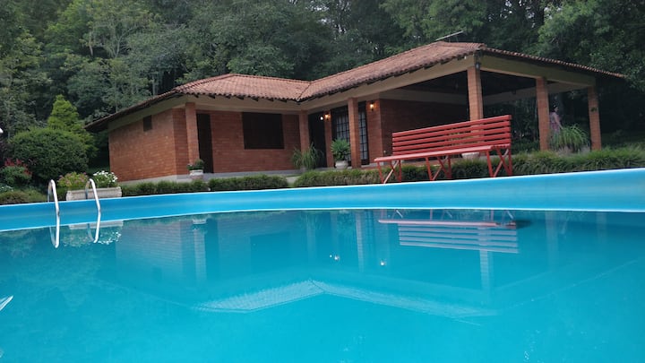 Casa Da Serra
Piscina Com Aquecimento Solar - Santa Maria