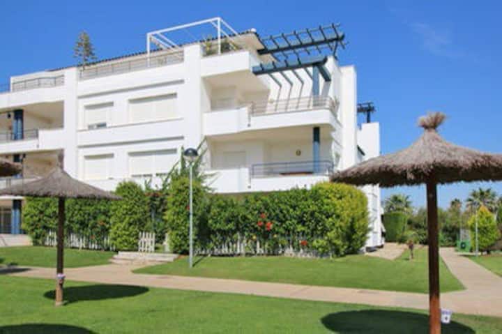 Precioso Bajo Con Jardín En Costa Ballena - Rota