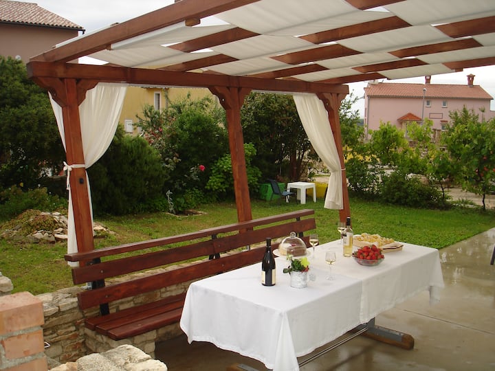 Appartment Lanterna - Garden And Separate Entrance - Ližnjan