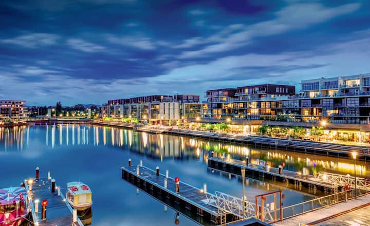 Prestige Waterfront Apartment In Kingston, Act - Canberra