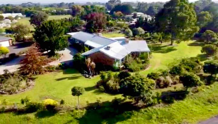 Entire House For 8 People Supervised By The Owner - Melton