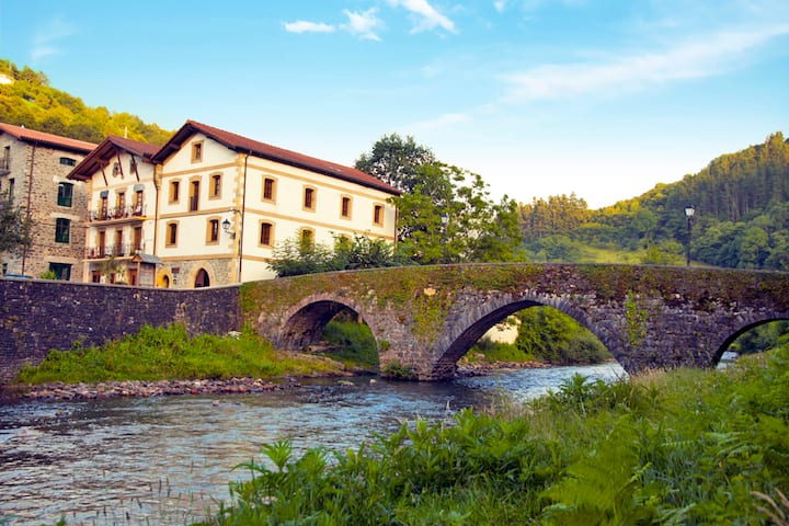 Zubimuxu Aterpea Albergue De Goizueta - Navarre