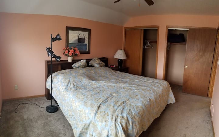 Updated 2 Bed/1.5 Bath Corporate/leisure Townhouse - Big Bend, WI