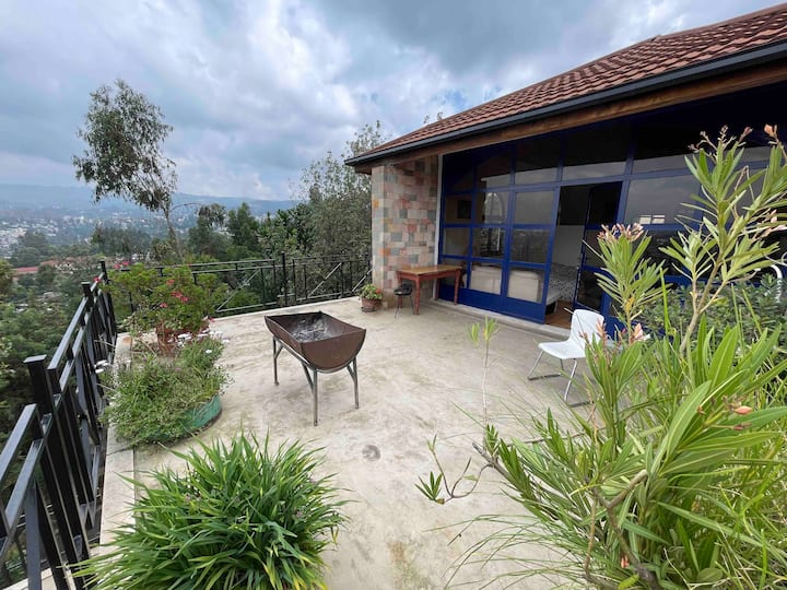 Comfy Living With Terrace & View - Addis-Abeba