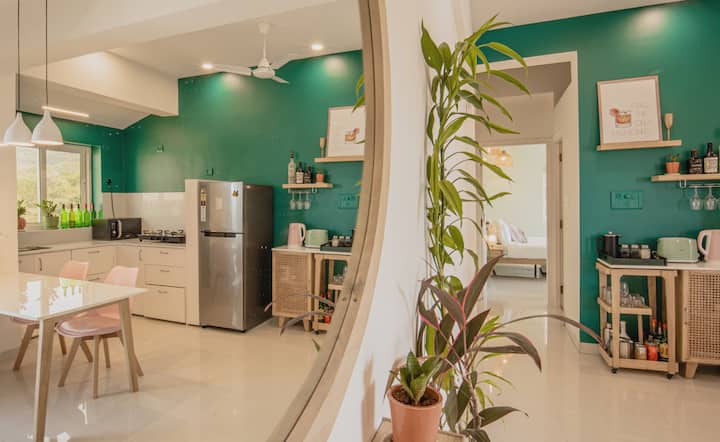 Stylish 1bhk Getaway. Sunset View & Pool. Curioso - Goa