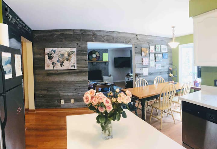 Large Family Home - Collingwood