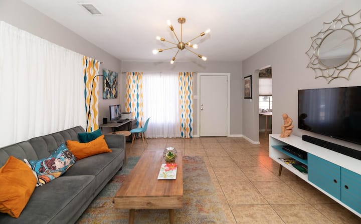 Updated… Las Casitas On Fillmore, Unit 1 - Biltmore Area - Phoenix