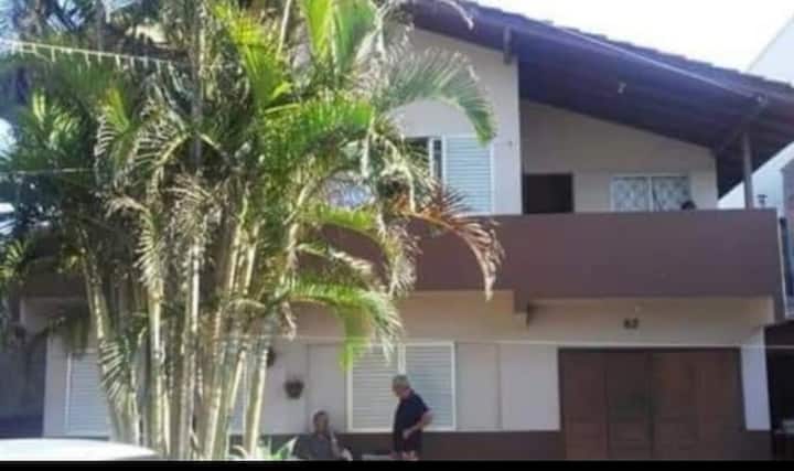 Casa Na Praia De Navegantes Na Rua Do Aeroporto. - Navegantes