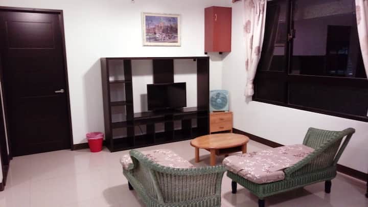 140m四方,近く大稲埕,台北車站,迪化街商圈,寧夏光觀夜市, Mrt「北門」駅から徒歩約5-10分 - Taipeh