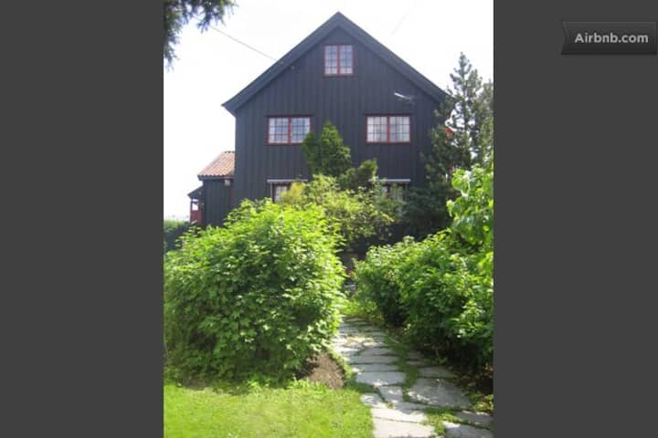 Comfortable Flat In Central Villa - Oslo