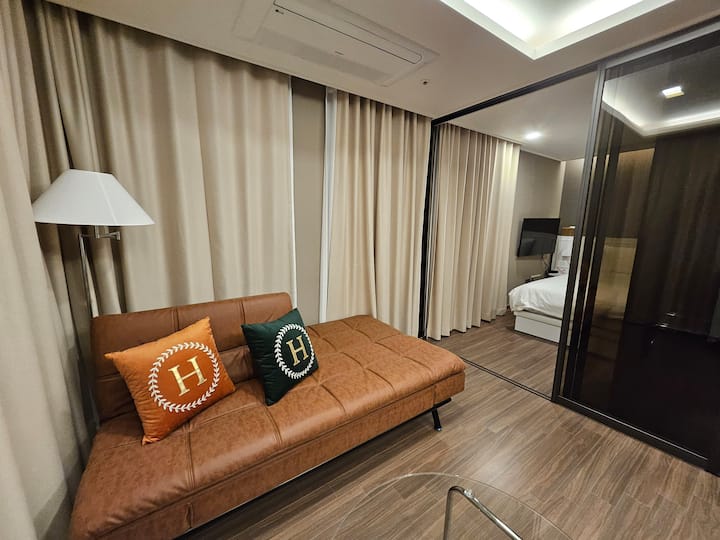 Haeundae패밀리 호텔  Arbol/해운대해수욕장.해운대역.해리단길 .동백섬.문로드/ - Busan