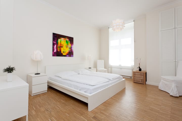 Nice Apartment In Hip Friedrichshain - Berlin