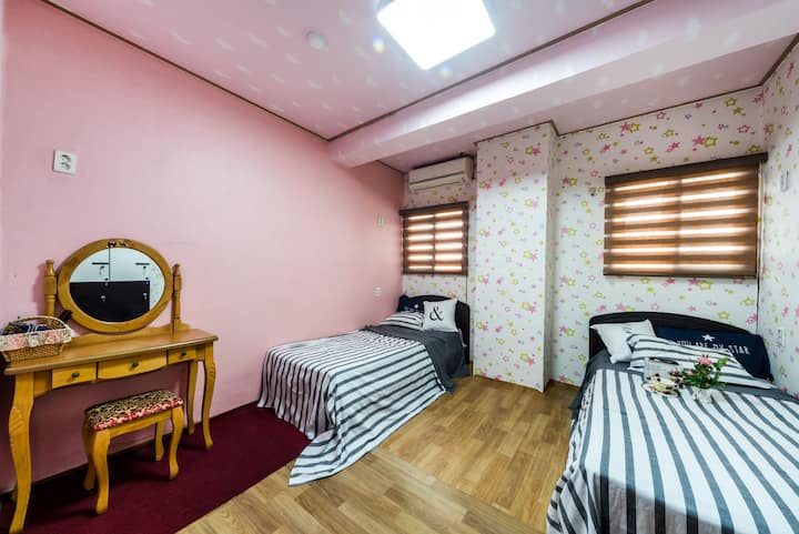 Twinroom-a - Busan