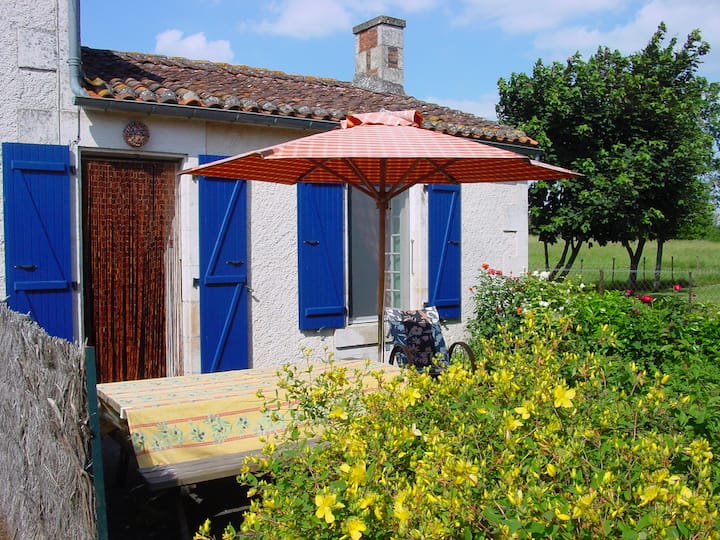 Gîte Dans Maisonnette Indépendante - Marais poitevin