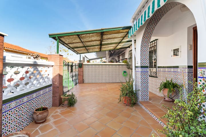 Cozy Holiday Home In Málaga Near Beach - Málaga