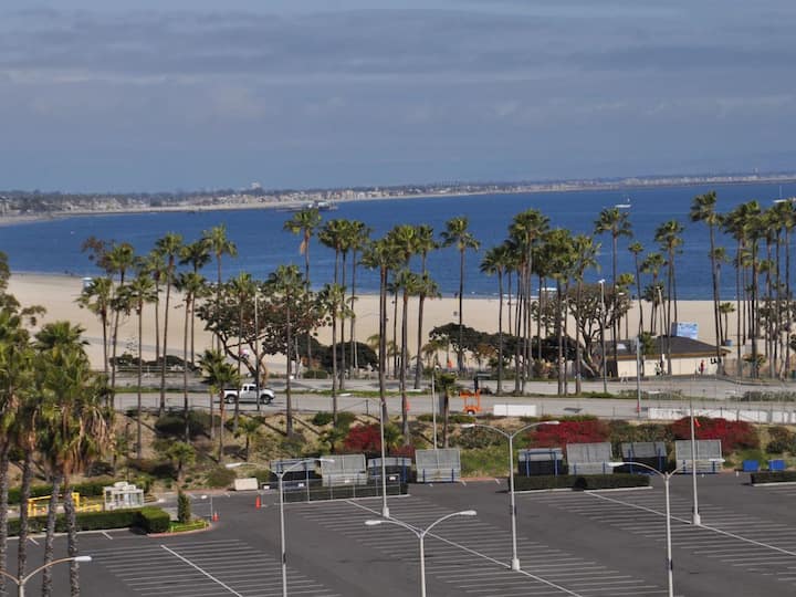 Ocean View Living In Long Beach - Carson