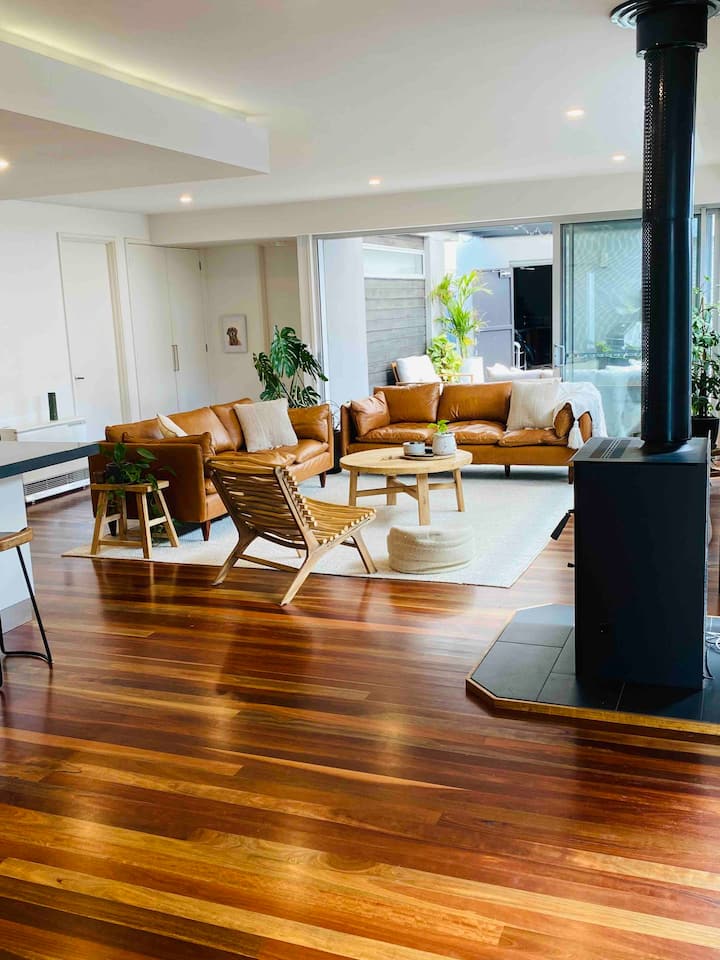 Ocean Inlet Home. Wood Fire, Walk To Town & Water - Inverloch