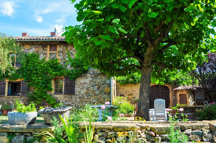 Superbe Maison En Plein Coeur Du Beaujolais - Tarare