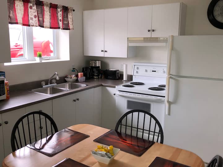 Cozy 1 Bedroom Apartment - Paradise