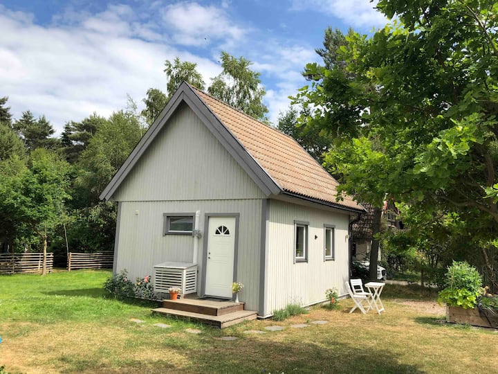 Cosy Guesthouse Near Some Of Sweden's Best Beaches - Höllviken