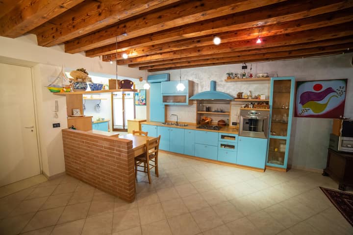 Luminoso Appartamento In Pieno Centro Storico - Schio