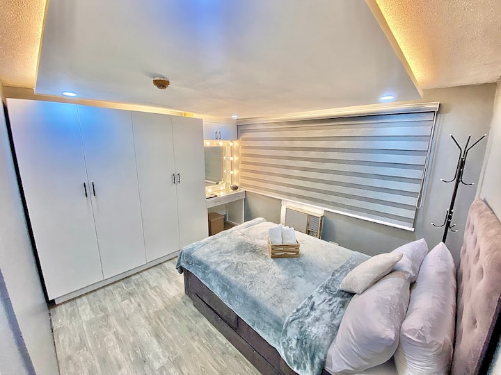 Iv’s Condo W/ Netflix, Wi-fi, Card Games & Karaoke - Antipolo