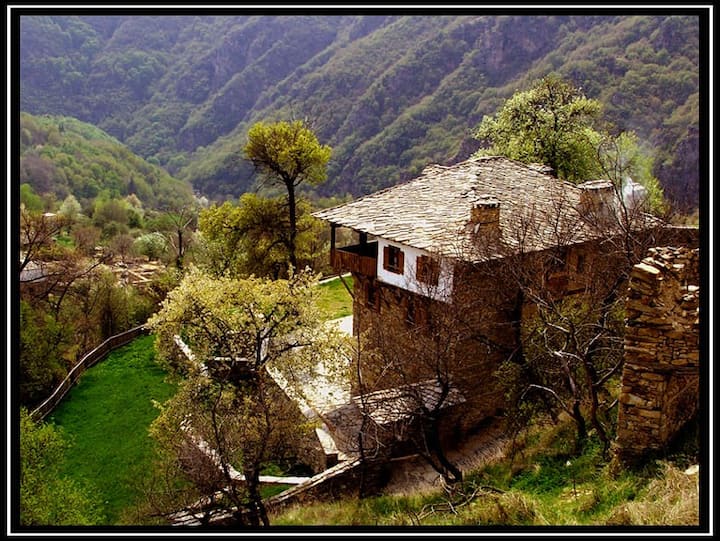 House In Rodopi Mounteen-bulgaria - Ognyanovo