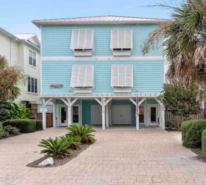 Blue Crush 1 Block To Beach - Carolina Beach, NC