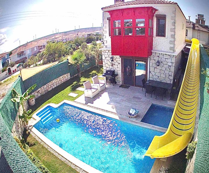 Waterslide Villa For Fun Great 5 Star Villa - Alaçatı
