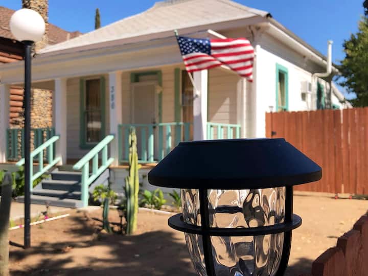 Cute Home In Downtown Fresno - 弗雷斯諾