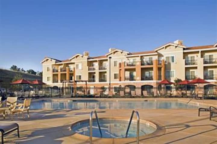 Napa 2br Luxury Suite - Vino Bello - Napa, CA
