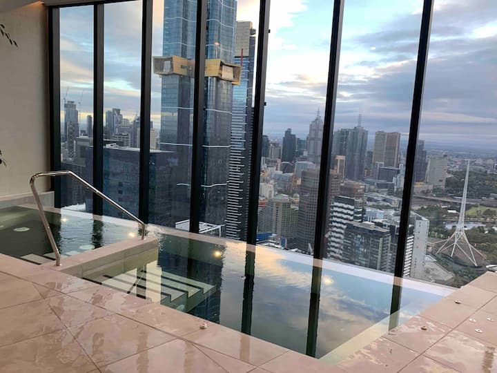 City View Luxury 3 Bedroom Apartment-free Car Park - Melbourne