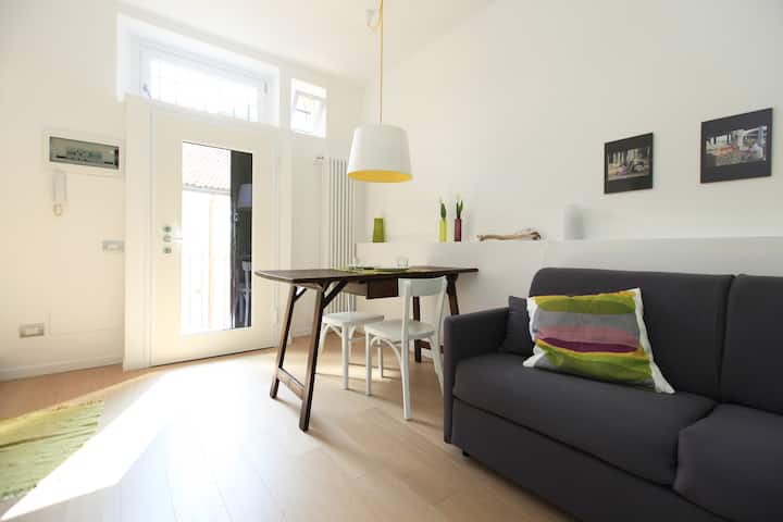 Hideaway With Navigli View E Wifi! - Milan