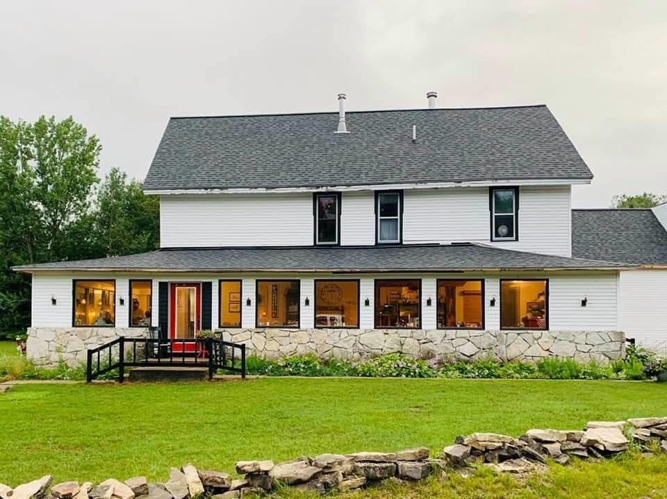 Helmer House Inn - Helmer’s Haven Room - Bed and breakfasts for Rent in ...