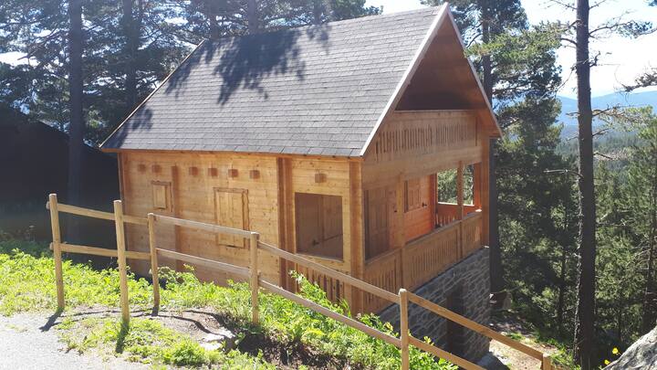 Chalet En Bois Individuel Avec Espace Extérieur - Pyrenees